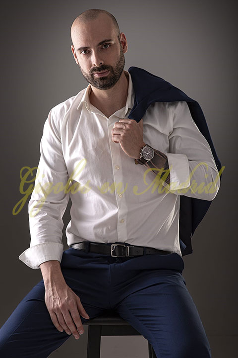 Acompañante elegante y masculino | Dante | gigolosenmadrid