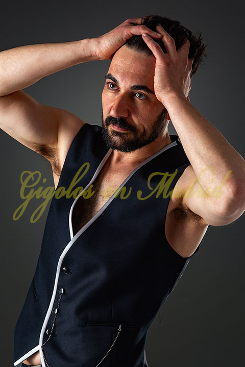 Acompañante elegante y masculino | Don Masa | gigolosenmadrid